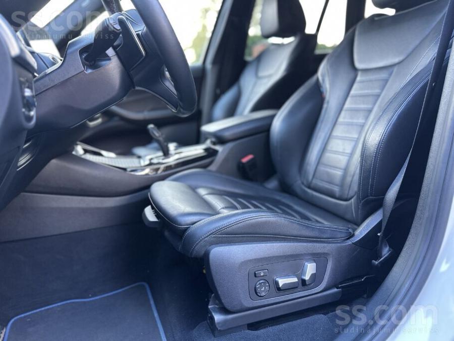 Balts BMW X3 2018 Rīga, ar dzinēja tilpumu 3.00 L un nobraukumu 99 tūkst. km par 28000 €, foto 11 vietnē AUTOMOTO.COM.LV