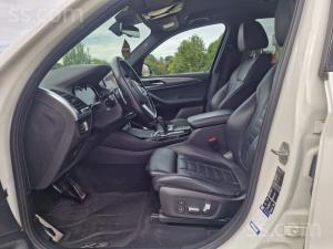 White BMW X3 2018 in Riga, with an engine capacity of 3.00 L and mileage of 211 thousand km for 24950 €, photo 10 on AUTOMOTO.COM.LV