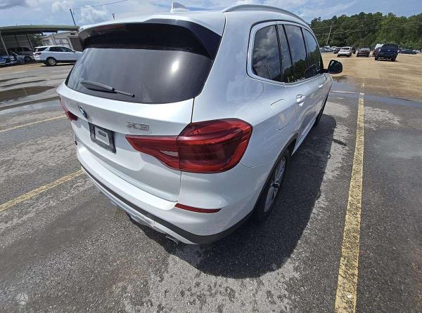 BMW X3 2018 in Ukmerge on AUTOMOTO.COM.LV White BMW X3 2018 in Ukmerge, with an engine capacity of 2.00 L and mileage of 235 thousand km for 12100 β¬, photo 4 on AUTOMOTO.COM.LV