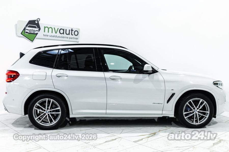 White BMW X3 2018 in Tallinn, with an engine capacity of 3.00 L and mileage of 158 thousand km for 24990 €, photo 11 on AUTOMOTO.COM.LV