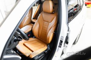 White BMW X3 2018 in Tallinn, with an engine capacity of 3.00 L and mileage of 158 thousand km for 24990 €, photo 15 on AUTOMOTO.COM.LV