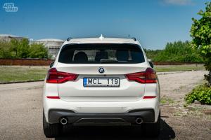 White BMW X3 2019 in Klaipeda, with an engine capacity of 2.00 L and mileage of 98 thousand km for 23500 €, photo 12 on AUTOMOTO.COM.LV