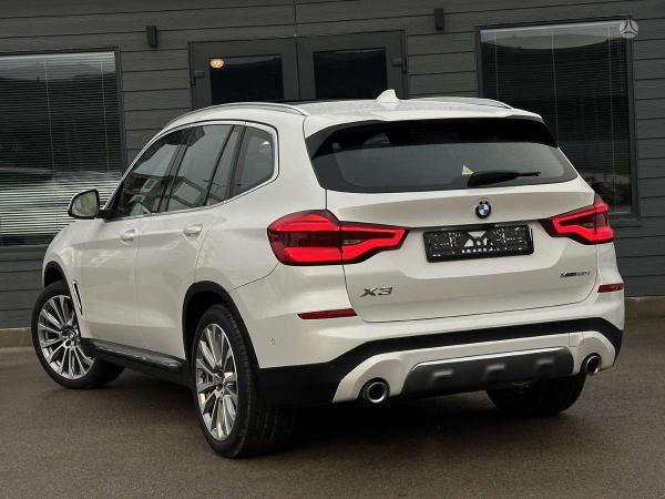 White BMW X3 2019 in Siauliai, with an engine capacity of 2.00 L and mileage of 170 thousand km for 23990 €, photo 2 on AUTOMOTO.COM.LV