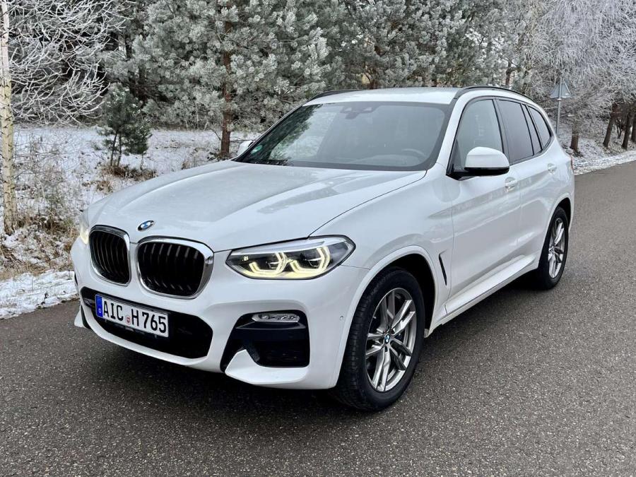 White BMW X3 2019 in Vilnius, with an engine capacity of 2.99 L and mileage of 185 thousand km for 26900 €, photo 5 on AUTOMOTO.COM.LV