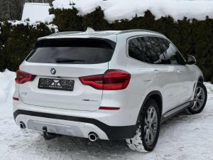 White BMW X3 2019 in Jonava, with an engine capacity of 2.00 L and mileage of 266 thousand km for 19250 €, photo 5 on AUTOMOTO.COM.LV