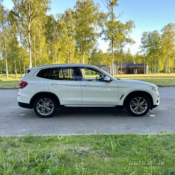 White BMW X3 2019 in Rakvere, with an engine capacity of 2.00 L and mileage of 180 thousand km for 24900 €, photo 4 on AUTOMOTO.COM.LV