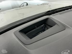 White BMW X3 2019 in Avizieniai, with an engine capacity of 3.00 L and mileage of 189 thousand km for 26900 €, photo 24 on AUTOMOTO.COM.LV