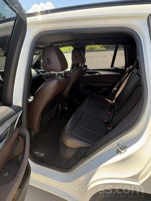 Balts BMW X3 2019 Rīga, ar dzinēja tilpumu 3.00 L un nobraukumu 112 tūkst. km par 27000 €, foto 6 vietnē AUTOMOTO.COM.LV