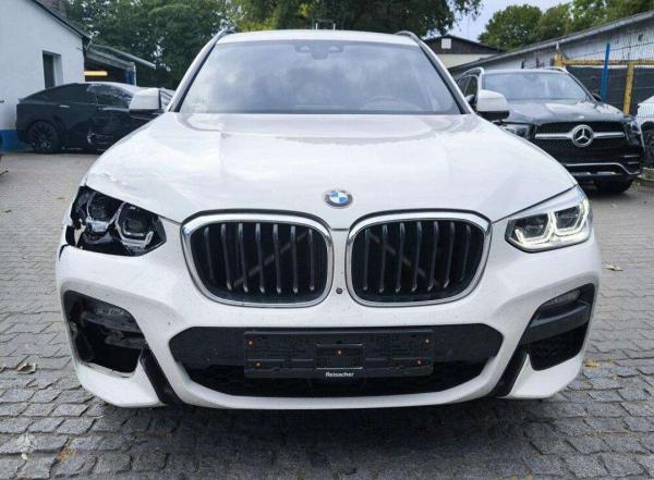 White BMW X3 2019 in Vilkaviskis, with an engine capacity of 2.99 L and mileage of 109 thousand km for 22300 €, photo 6 on AUTOMOTO.COM.LV