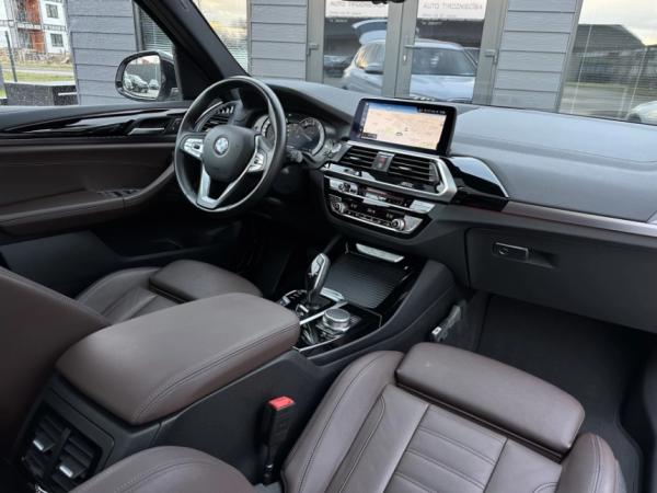 White BMW X3 2019 in Riga, with an engine capacity of 2.00 L and mileage of 170 thousand km for 24850 €, photo 5 on AUTOMOTO.COM.LV