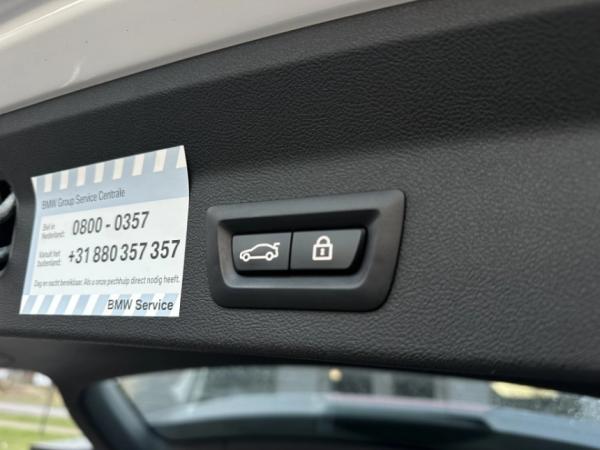 White BMW X3 2019 in Riga, with an engine capacity of 2.00 L and mileage of 170 thousand km for 24850 €, photo 7 on AUTOMOTO.COM.LV