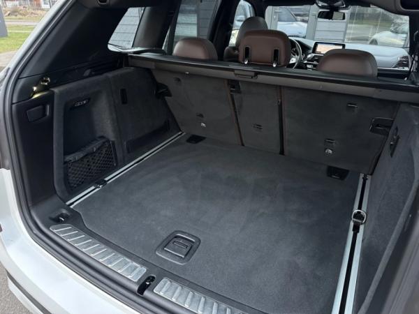 White BMW X3 2019 in Riga, with an engine capacity of 2.00 L and mileage of 170 thousand km for 24850 €, photo 8 on AUTOMOTO.COM.LV