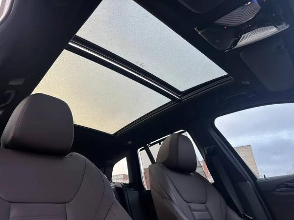 White BMW X3 2019 in Jelgava, with an engine capacity of 2.00 L and mileage of 170 thousand km for 19850 €, photo 8 on AUTOMOTO.COM.LV