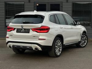 White BMW X3 2019 in Jelgava, with an engine capacity of 2.00 L and mileage of 170 thousand km for 19850 €, photo 5 on AUTOMOTO.COM.LV
