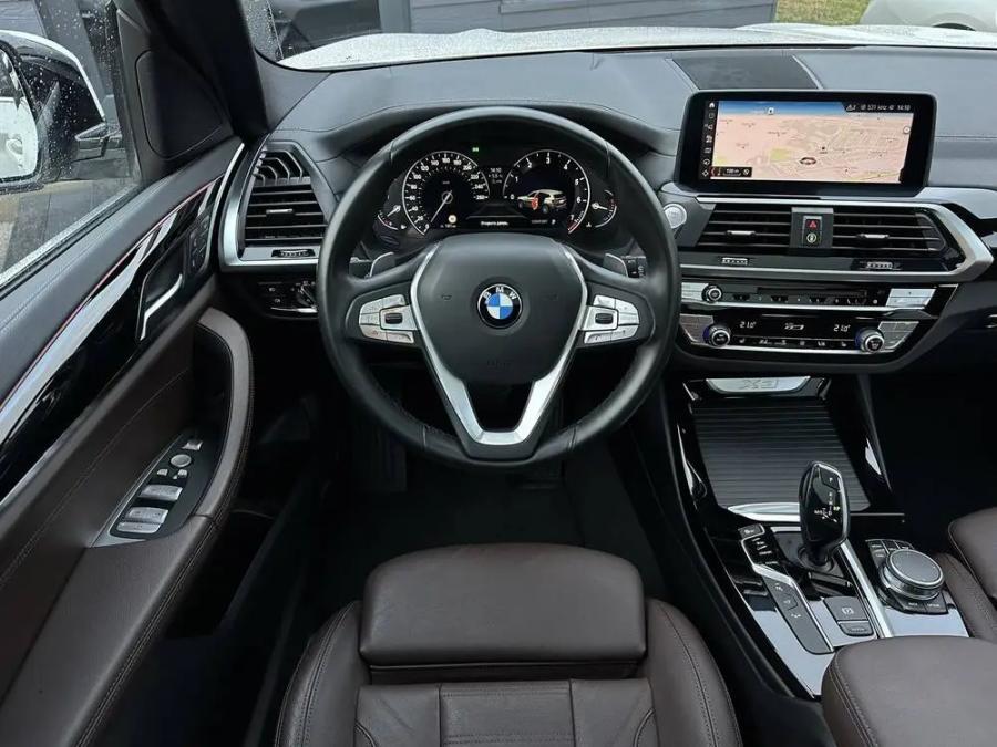 White BMW X3 2019 in Jelgava, with an engine capacity of 2.00 L and mileage of 170 thousand km for 19850 €, photo 7 on AUTOMOTO.COM.LV