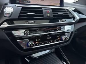 White BMW X3 2019 in Jelgava, with an engine capacity of 2.00 L and mileage of 170 thousand km for 19850 €, photo 17 on AUTOMOTO.COM.LV