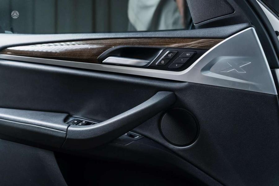 Balts BMW X3 2019 Viļņa, ar dzinēja tilpumu 2.00 L un nobraukumu 110 tūkst. km par 19999 €, foto 18 vietnē AUTOMOTO.COM.LV