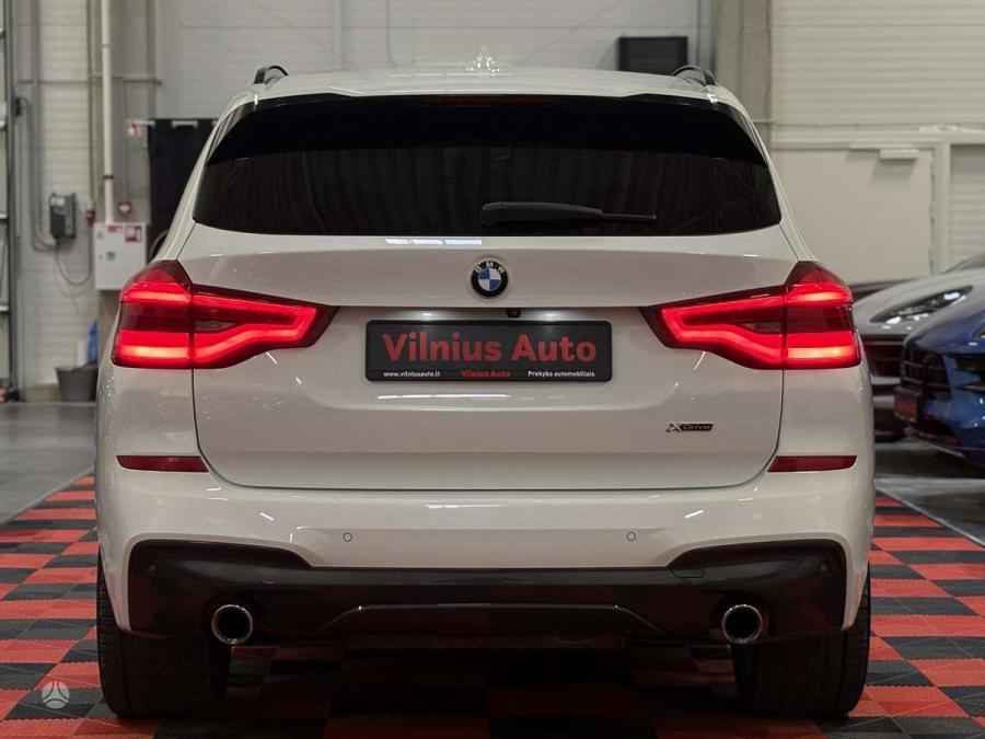 White BMW X3 2019 in Vilnius, with an engine capacity of 2.99 L and mileage of 191 thousand km for 27500 €, photo 6 on AUTOMOTO.COM.LV