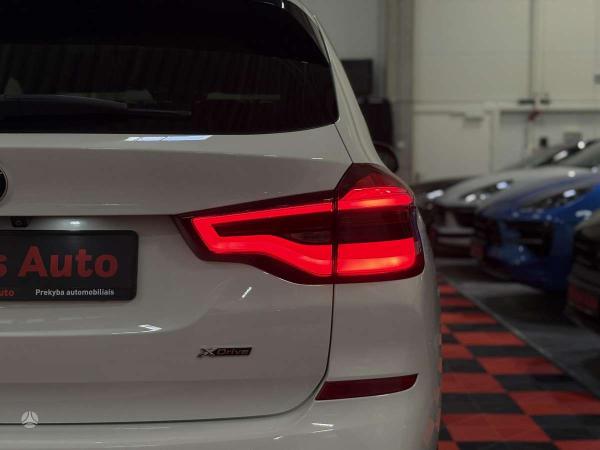 White BMW X3 2019 in Vilnius, with an engine capacity of 2.99 L and mileage of 191 thousand km for 27500 €, photo 9 on AUTOMOTO.COM.LV