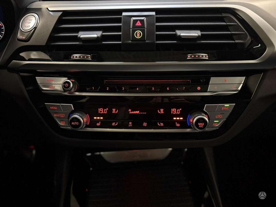White BMW X3 2019 in Vilnius, with an engine capacity of 2.99 L and mileage of 191 thousand km for 27500 €, photo 25 on AUTOMOTO.COM.LV