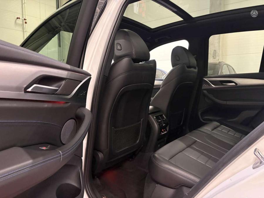 White BMW X3 2019 in Vilnius, with an engine capacity of 2.99 L and mileage of 191 thousand km for 27500 €, photo 33 on AUTOMOTO.COM.LV