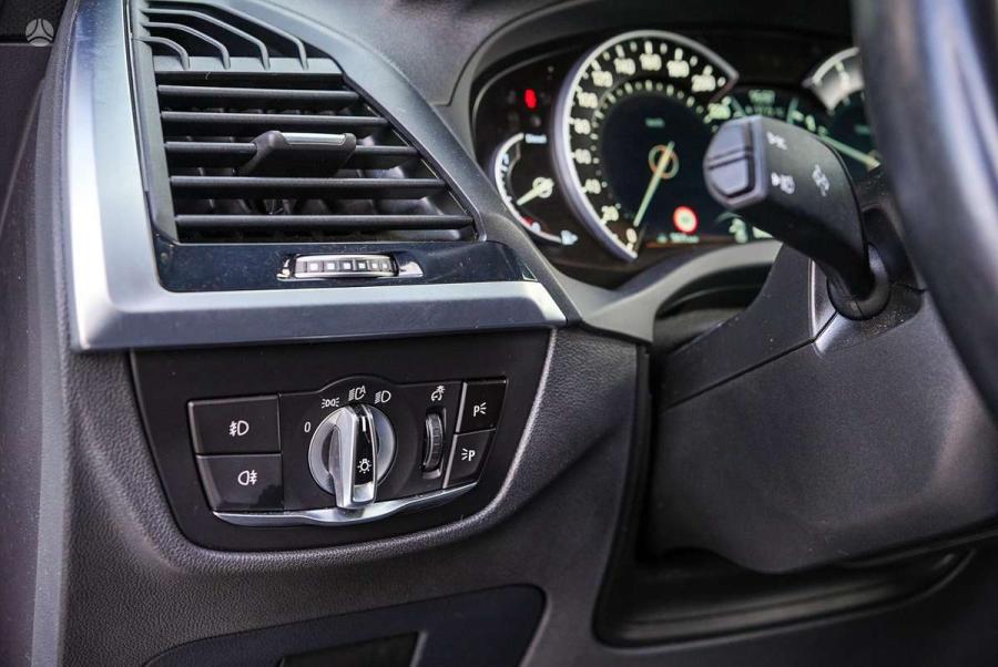 Balts BMW X3 2019 Kauņa, ar dzinēja tilpumu 2.00 L un nobraukumu 184 tūkst. km par 23950 €, foto 30 vietnē AUTOMOTO.COM.LV