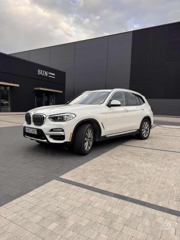 БМВ Х3 2019 в Шяуляй на AUTOMOTO.COM.LV Белый БМВ Х3 2019 в Шяуляй, объемом двигателя 2.00 л и пробегом 91 тыс. км за 22200 €, фото 5 на AUTOMOTO.COM.LV
