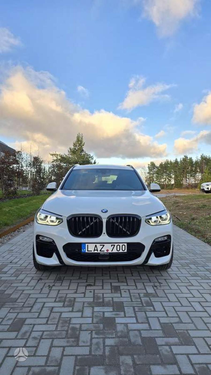White BMW X3 2020 in Vilnius, with an engine capacity of 2.99 L and mileage of 86 thousand km for 41900 €, photo 3 on AUTOMOTO.COM.LV
