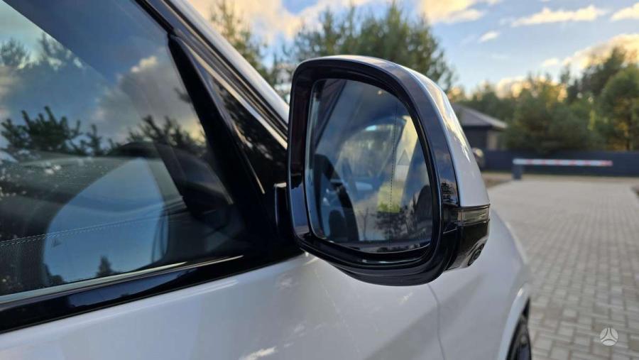 White BMW X3 2020 in Vilnius, with an engine capacity of 2.99 L and mileage of 86 thousand km for 41900 €, photo 28 on AUTOMOTO.COM.LV