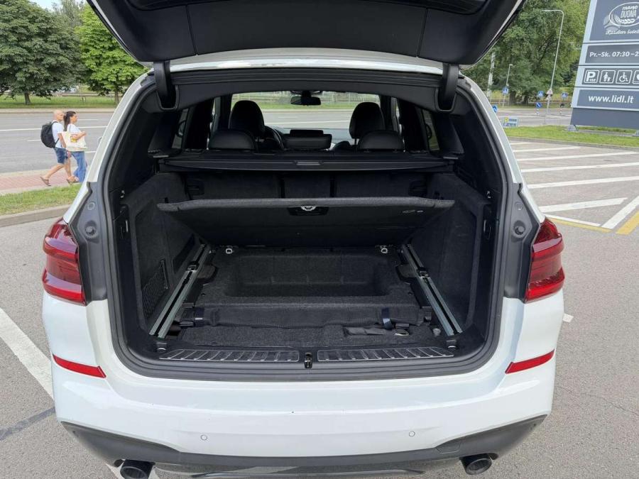 Balts BMW X3 2020 Viļņa, ar dzinēja tilpumu 2.99 L un nobraukumu 75 tūkst. km par 34950 €, foto 16 vietnē AUTOMOTO.COM.LV