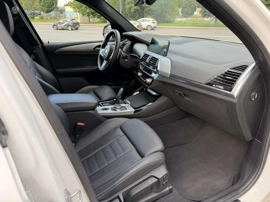 Balts BMW X3 2020 Viļņa, ar dzinēja tilpumu 2.99 L un nobraukumu 75 tūkst. km par 34950 €, foto 17 vietnē AUTOMOTO.COM.LV