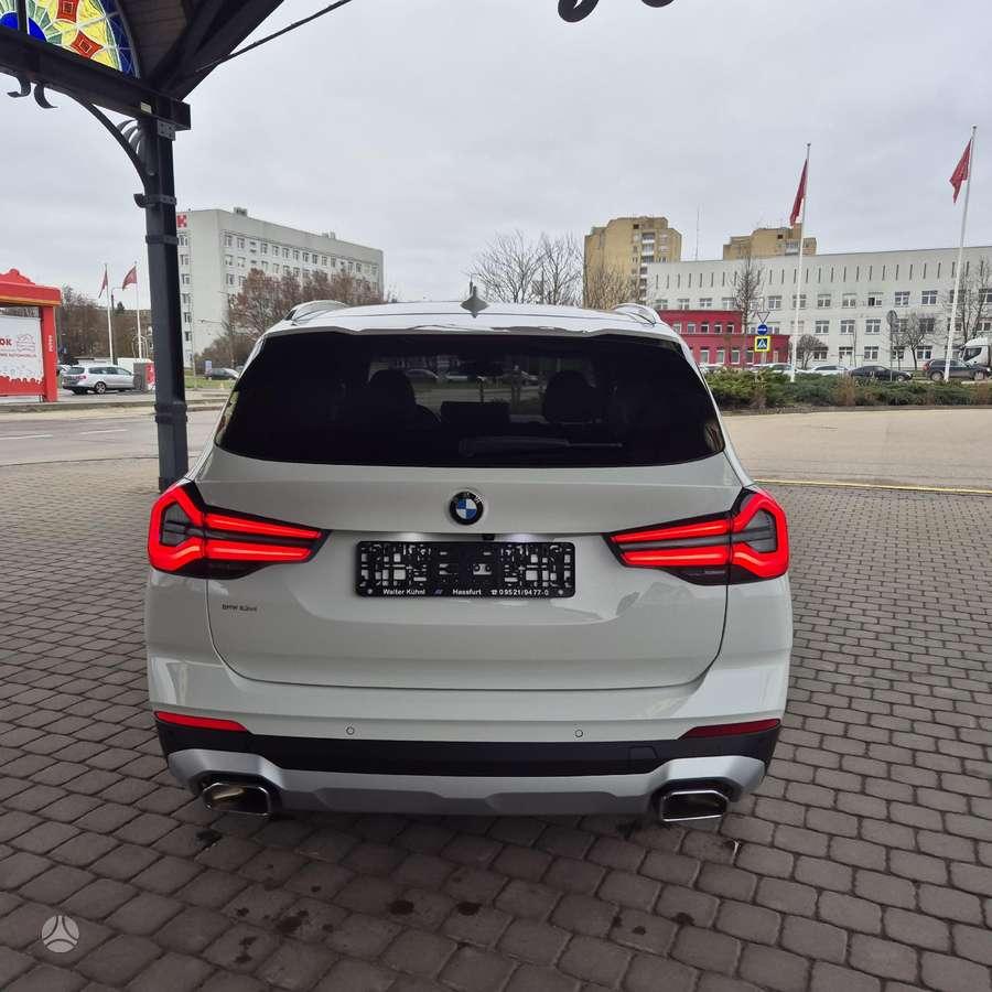 White BMW X3 2021 in Kaunas, with an engine capacity of 2.00 L and mileage of 157 thousand km for 31990 €, photo 6 on AUTOMOTO.COM.LV