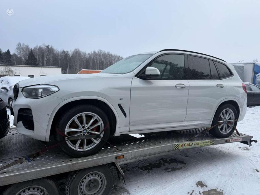 Balts BMW X3 2021 Kauņa, ar dzinēja tilpumu 2.00 L un nobraukumu 230 tūkst. km par 21900 €, foto 1 vietnē AUTOMOTO.COM.LV