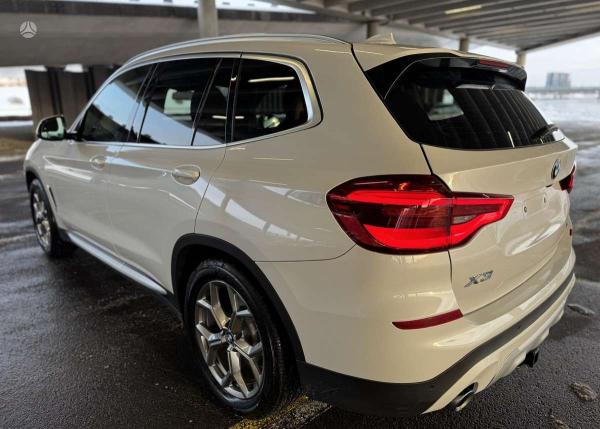 Balts BMW X3 2021 Kauņa, ar dzinēja tilpumu 2.00 L un nobraukumu 84 tūkst. km par 29999 €, foto 5 vietnē AUTOMOTO.COM.LV