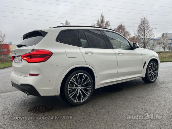 Balts BMW X3 2021 Tallina, ar dzinēja tilpumu 3.00 L un nobraukumu 49 tūkst. km par 41000 €, foto 3 vietnē AUTOMOTO.COM.LV