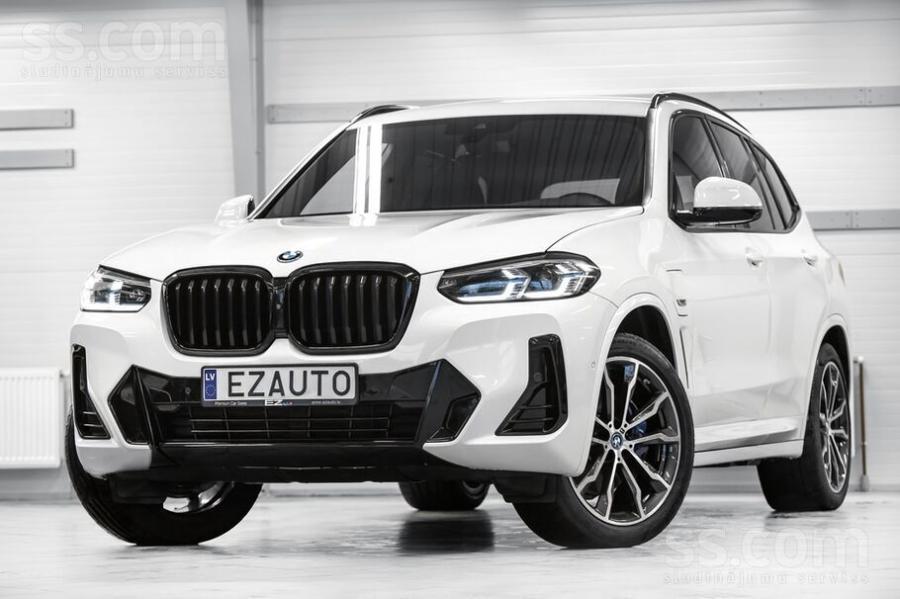 White BMW X3 2021 in Tukums, with an engine capacity of 2.00 L and mileage of 0 thousand km for 35777 €, photo 1 on AUTOMOTO.COM.LV