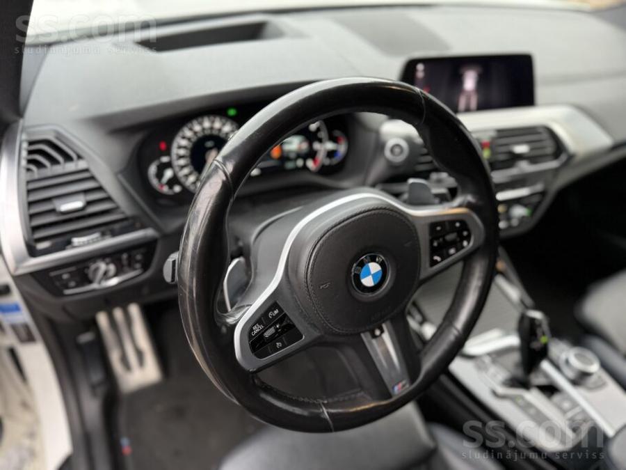 Balts BMW X3 2021 Rīga, ar dzinēja tilpumu 2.00 L un nobraukumu 118 tūkst. km par 25950 €, foto 24 vietnē AUTOMOTO.COM.LV