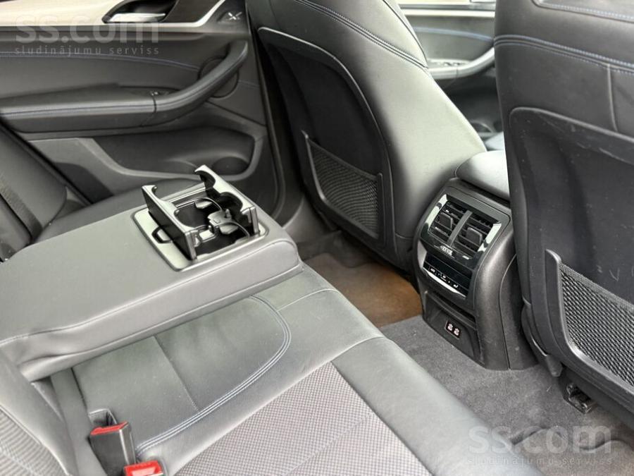 Balts BMW X3 2021 Rīga, ar dzinēja tilpumu 2.00 L un nobraukumu 118 tūkst. km par 25950 €, foto 31 vietnē AUTOMOTO.COM.LV