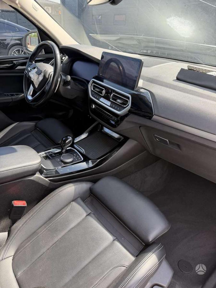 White BMW X3 2021 in Kaunas, with an engine capacity of 2.00 L and mileage of 188 thousand km for 16950 €, photo 8 on AUTOMOTO.COM.LV