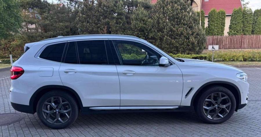 White BMW X3 2021 in Kaunas, with an engine capacity of 2.00 L and mileage of 151 thousand km for 21700 €, photo 5 on AUTOMOTO.COM.LV
