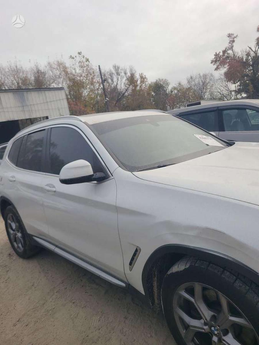 White BMW X3 2022 in Vilnius, with an engine capacity of 2.00 L and mileage of 160 thousand km for 18400 €, photo 19 on AUTOMOTO.COM.LV