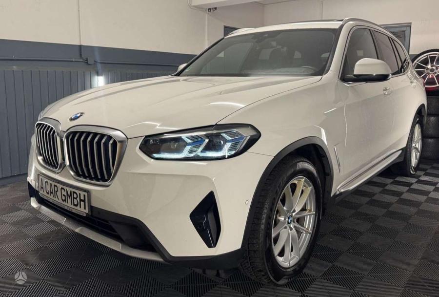 White BMW X3 2022 in Vilnius, with an engine capacity of 2.00 L and mileage of 184 thousand km for 29500 €, photo 1 on AUTOMOTO.COM.LV