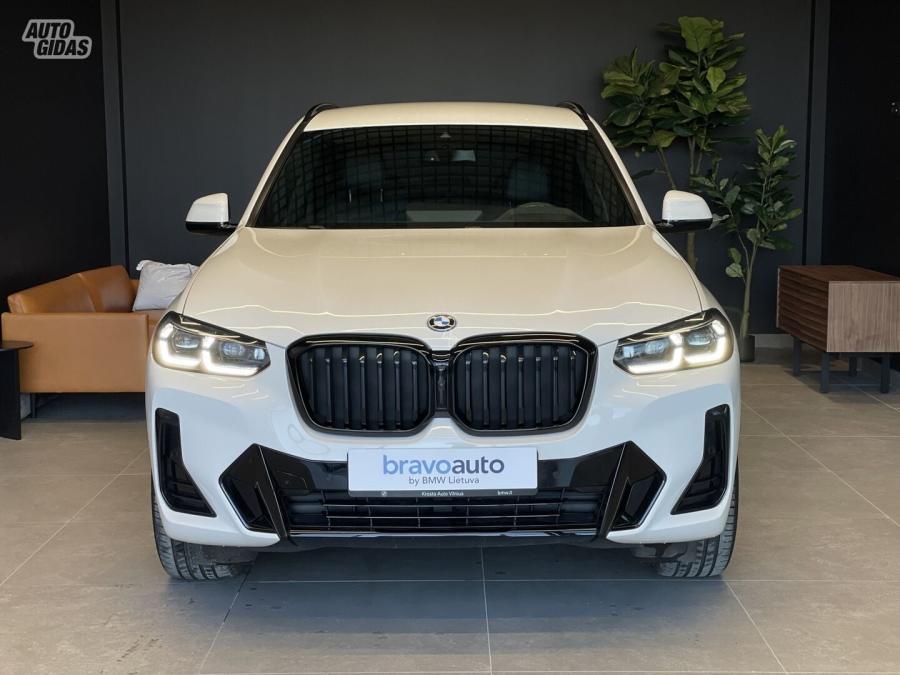 White BMW X3 2022 in Klaipeda, with an engine capacity of 2.00 L and mileage of 73 thousand km for 42881 €, photo 3 on AUTOMOTO.COM.LV