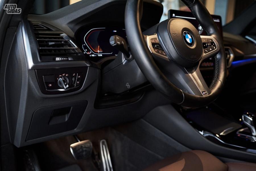 Balts BMW X3 2022 Kauņa, ar dzinēja tilpumu 2.00 L un nobraukumu 96 tūkst. km par 39981 €, foto 14 vietnē AUTOMOTO.COM.LV