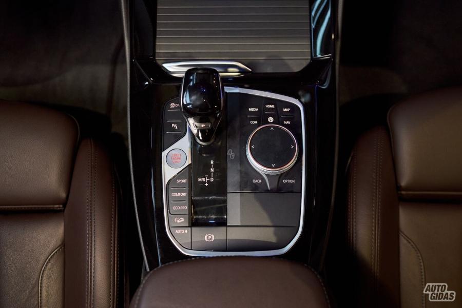 Balts BMW X3 2022 Kauņa, ar dzinēja tilpumu 2.00 L un nobraukumu 96 tūkst. km par 39981 €, foto 18 vietnē AUTOMOTO.COM.LV