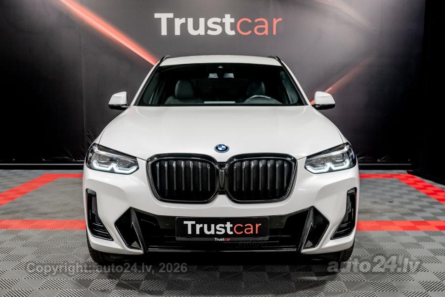 White BMW X3 2022 in Parnu, with an engine capacity of 2.00 L and mileage of 100 thousand km for 39000 €, photo 3 on AUTOMOTO.COM.LV