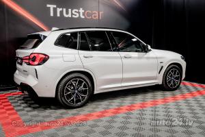 White BMW X3 2022 in Parnu, with an engine capacity of 2.00 L and mileage of 100 thousand km for 39000 €, photo 9 on AUTOMOTO.COM.LV