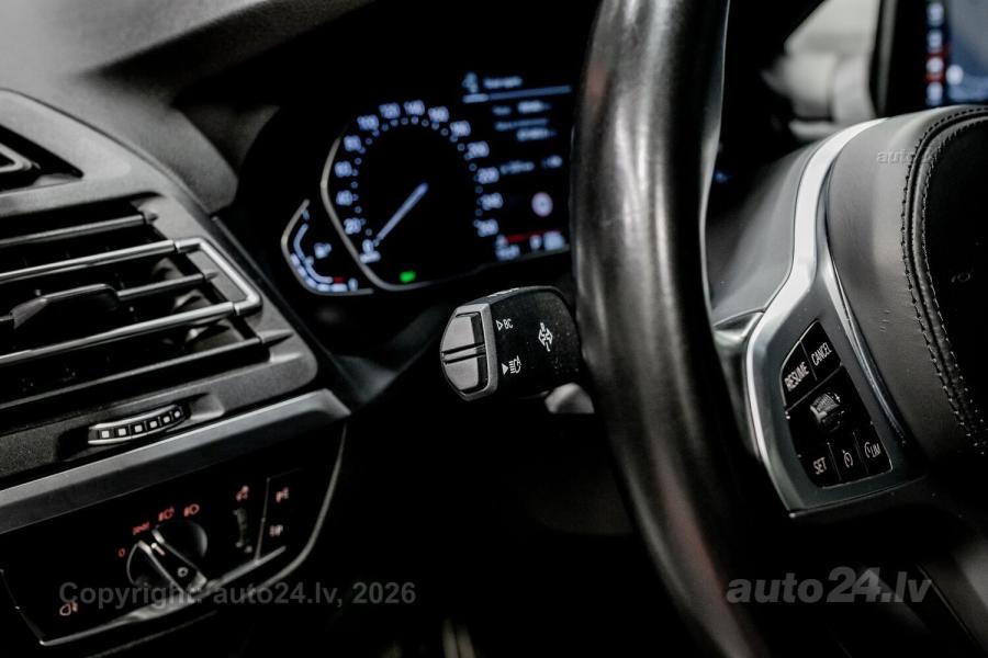 White BMW X3 2022 in Parnu, with an engine capacity of 2.00 L and mileage of 100 thousand km for 39000 €, photo 23 on AUTOMOTO.COM.LV