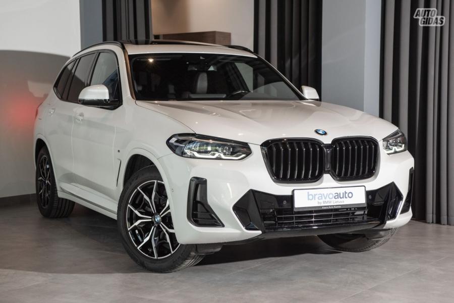 White BMW X3 2022 in Kaunas, with an engine capacity of 2.00 L and mileage of 96 thousand km for 39600 €, photo 4 on AUTOMOTO.COM.LV