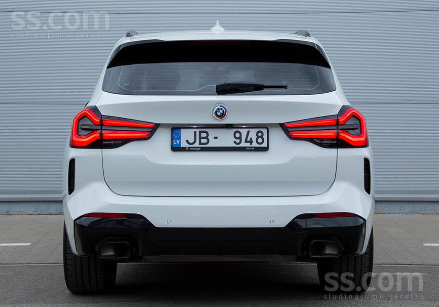 White BMW X3 2022 in Riga, with an engine capacity of 2.00 L and mileage of 43 thousand km for 42500 €, photo 12 on AUTOMOTO.COM.LV
